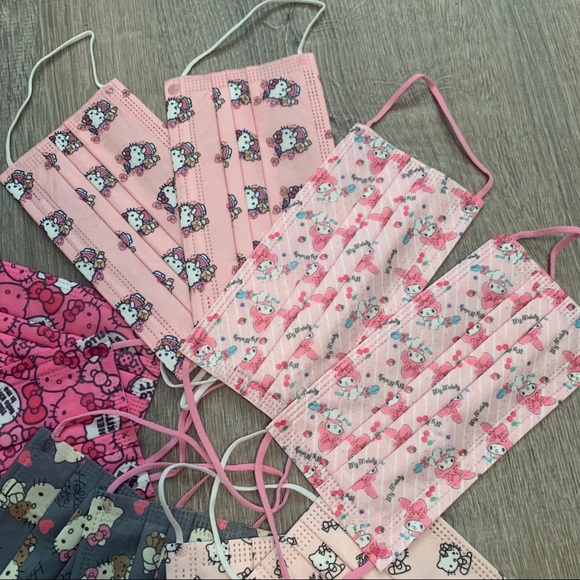 Hello Kitty | Accessories | Nwt Hello Kitty Disposable Masks Set Of ...